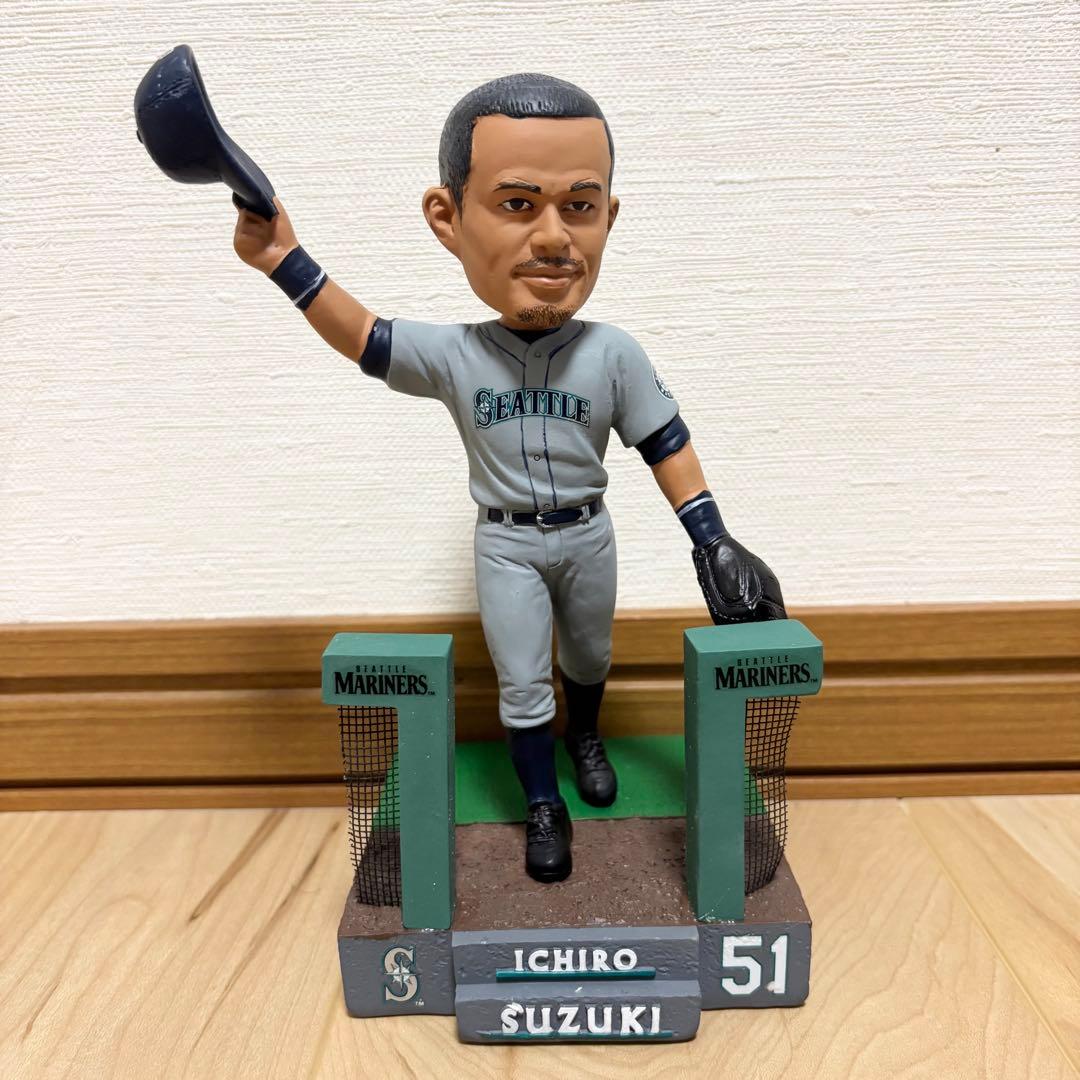 【激レア限定品】ICHIRO イチロー選手 ボブルヘッド 引退 2019体限定