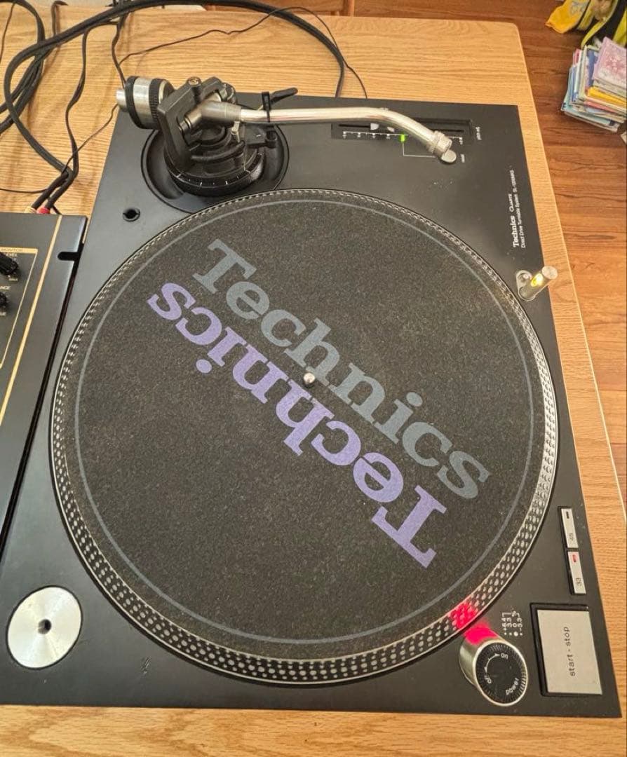Technics SL-1200 MK5 +ミキサー、BEHRINGERミキサー