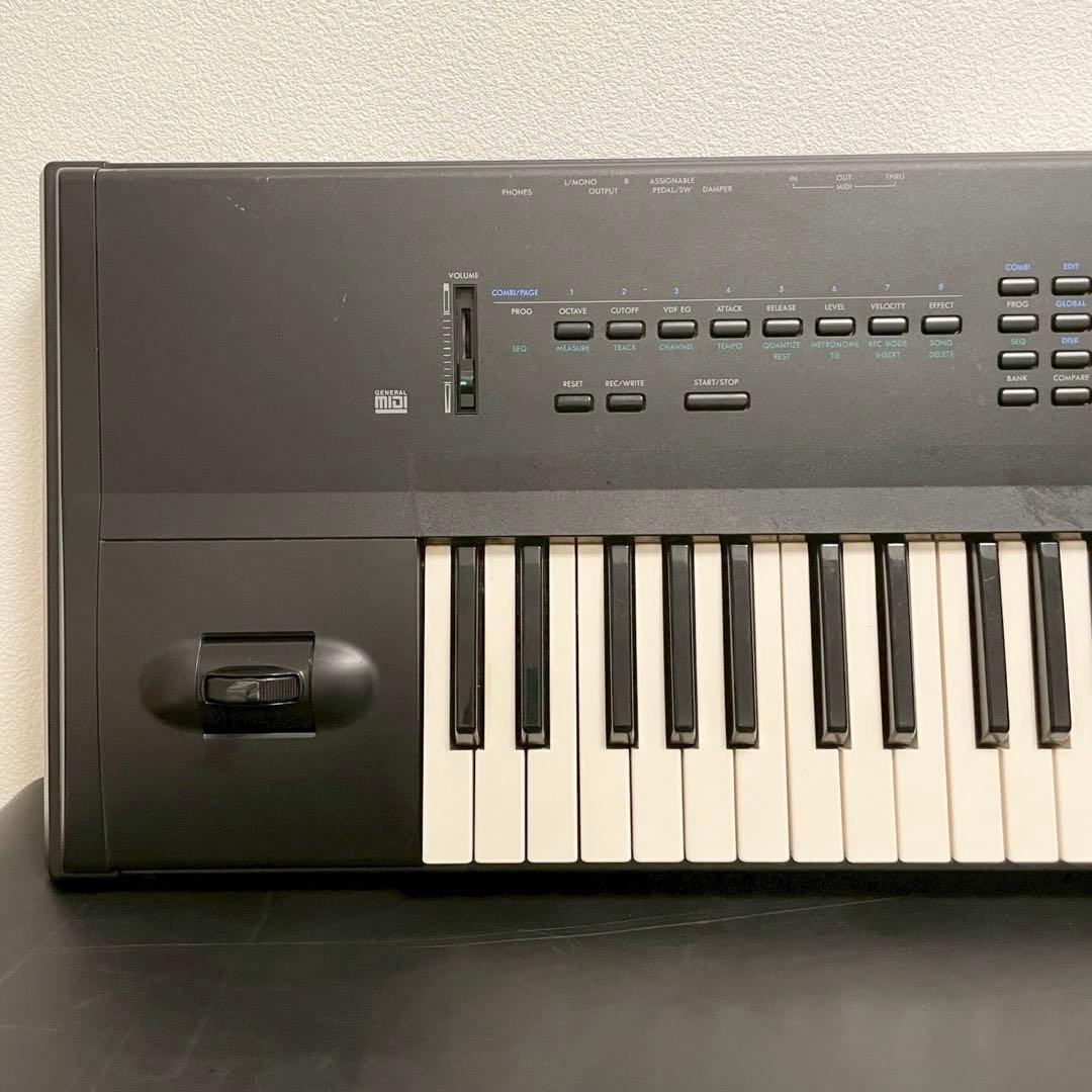 KORG コルグ シンセサイザー 61鍵 X3 100V ジャンク