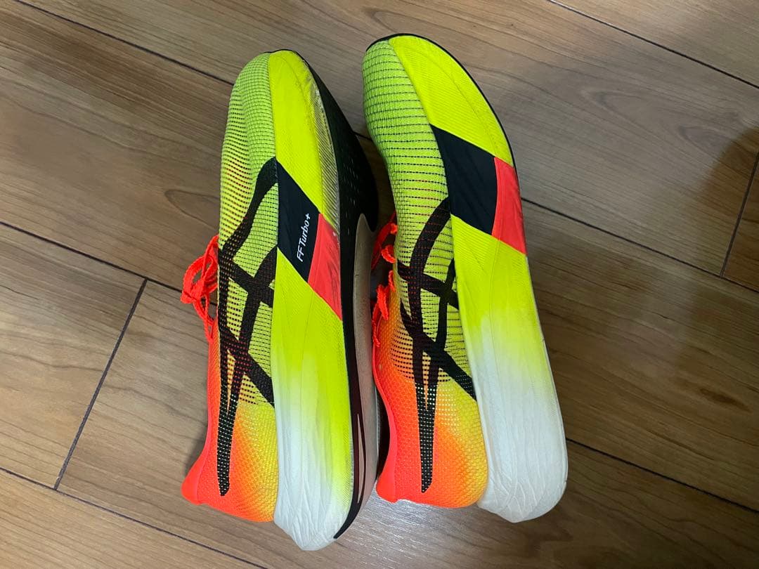 ASICS SPEED EDGE PARISランニングシューズ 28cm