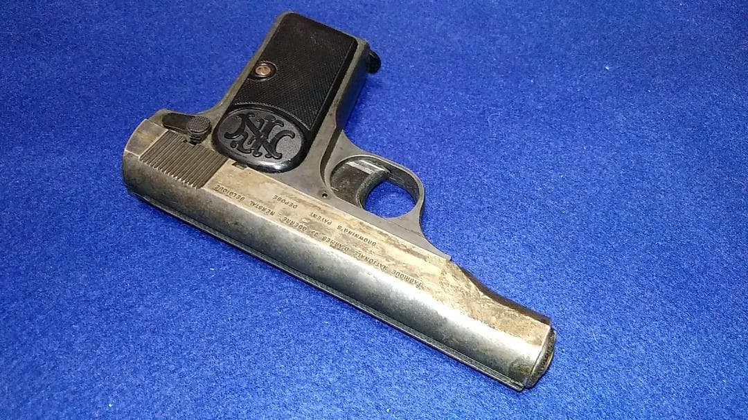 カスタム金属製風仕上げ　ブローニングM1910　レプリカ社製（マルシン）ガスガン