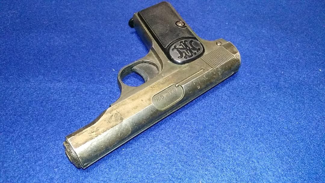 カスタム金属製風仕上げ　ブローニングM1910　レプリカ社製（マルシン）ガスガン