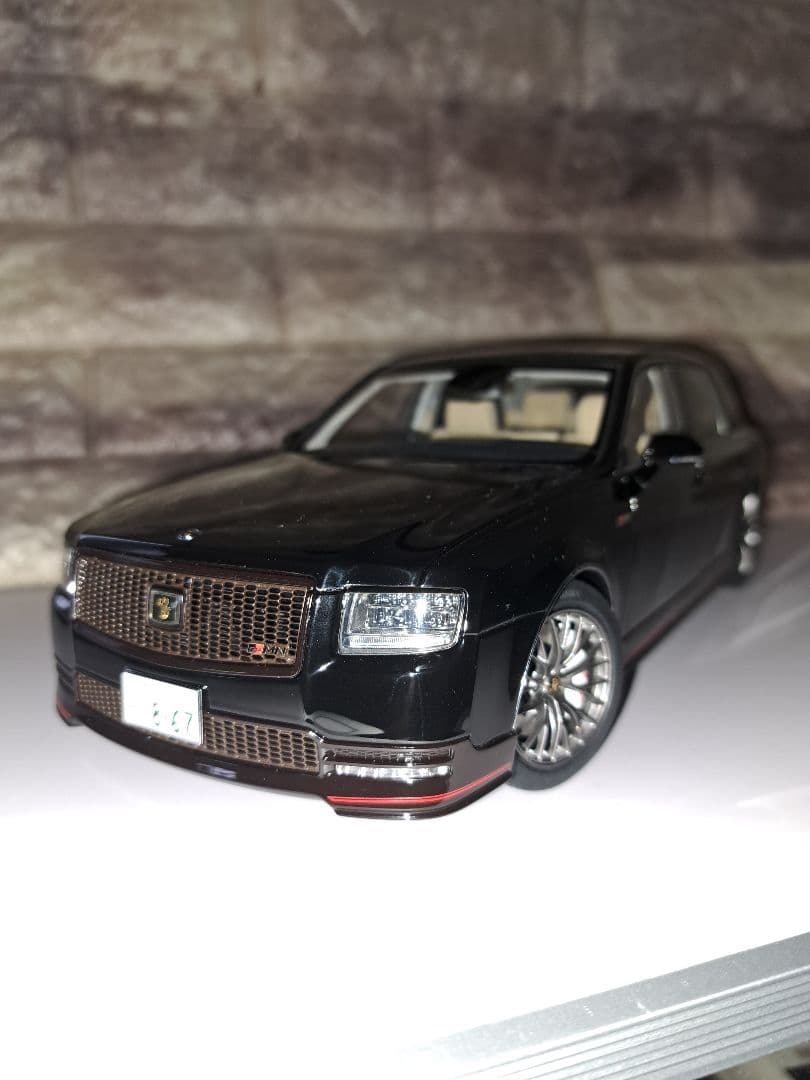 １/18 オートアートTOYOTAセンチュリーGRMN