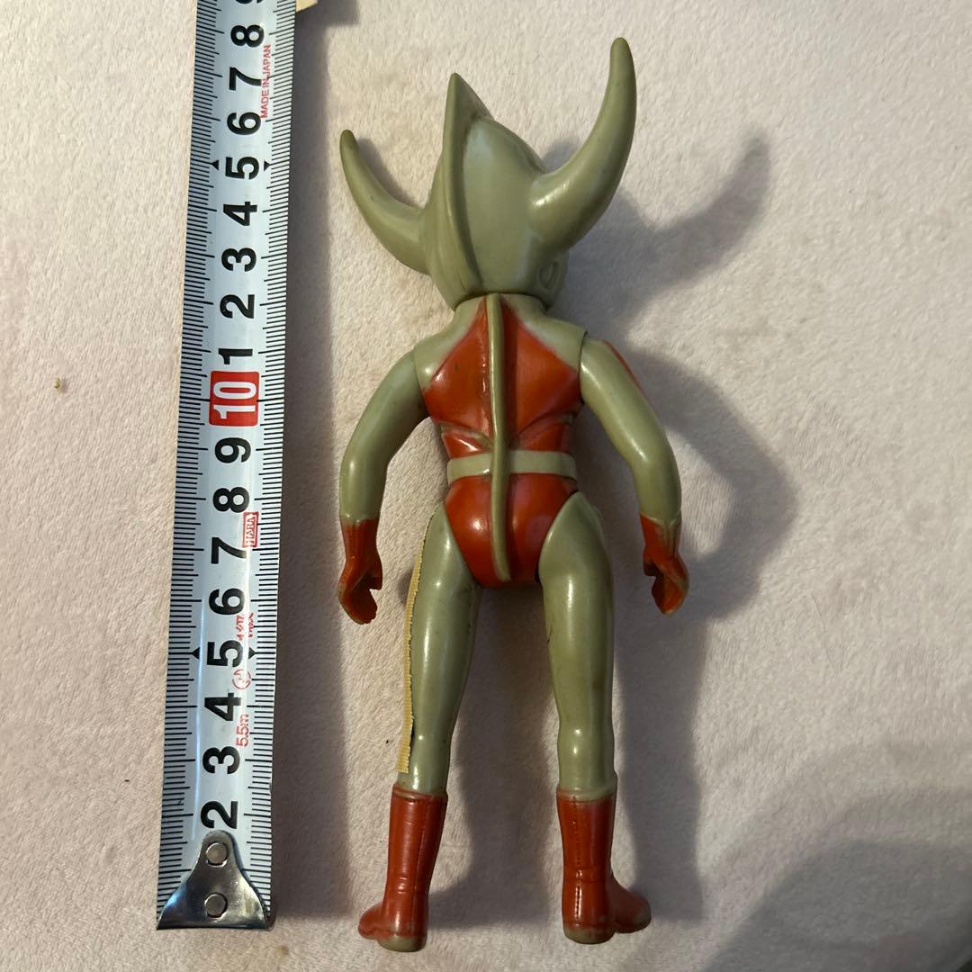 ウルトラの母フィギュア 約16cm