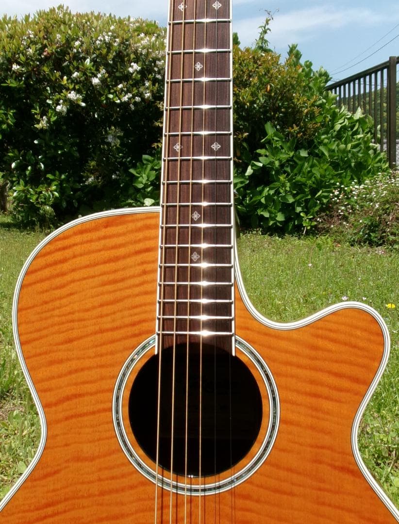 美品！2016年 Takamine PTU121C-VN　日本製・ハンドクラフト