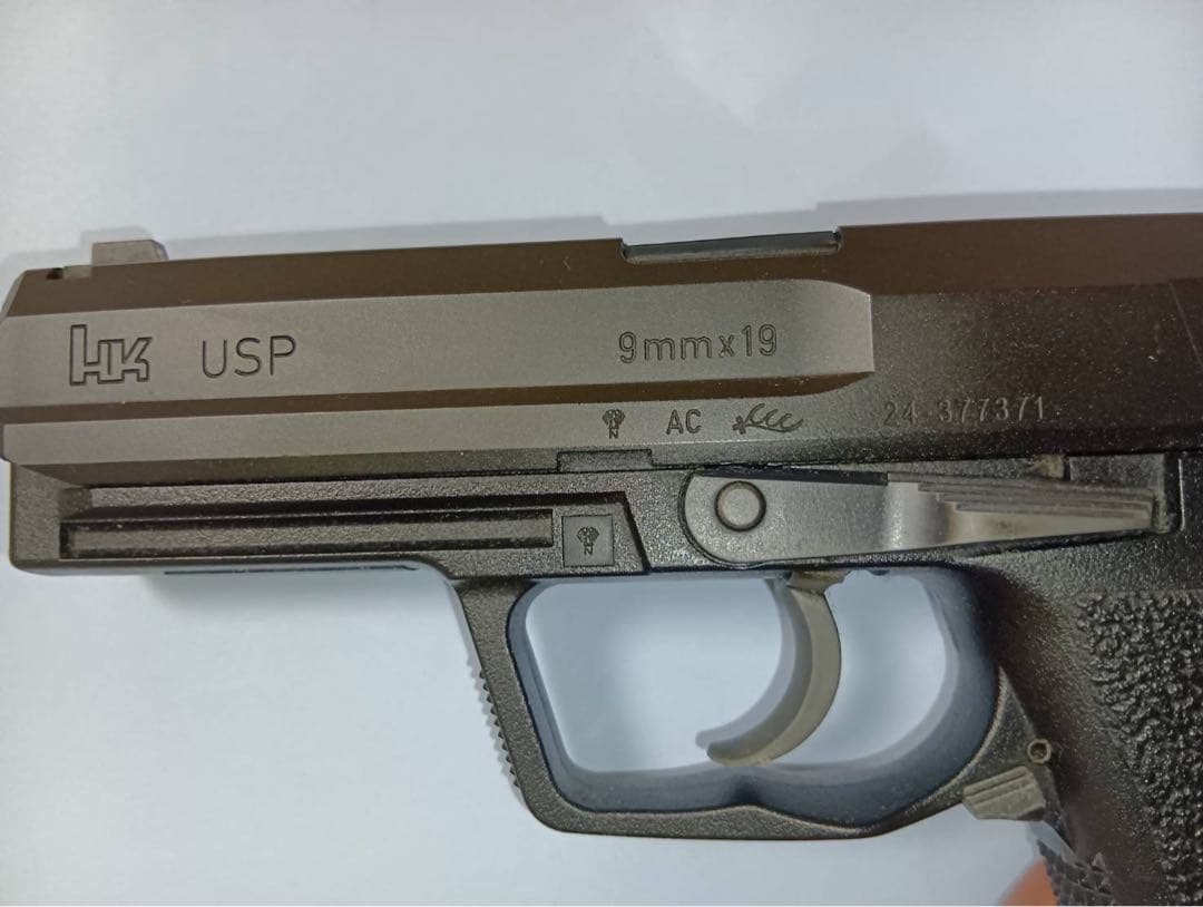 東京マルイガスブローバックハンドガン H&K USP
