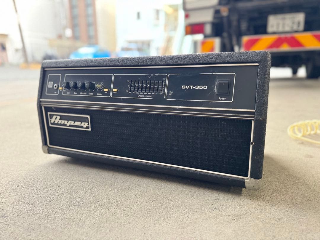 Ampeg SVT-350 ベース用アンプ