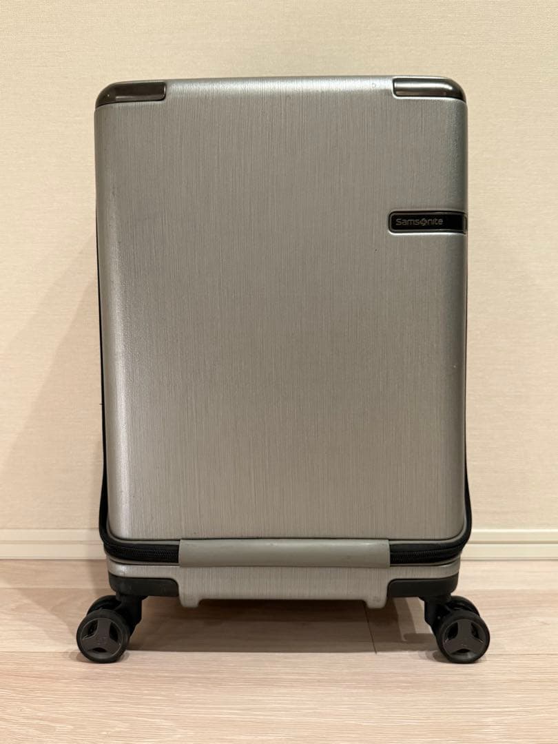 【美品】Samsonite EVOA スピナー55 33L 機内持込可 清掃済