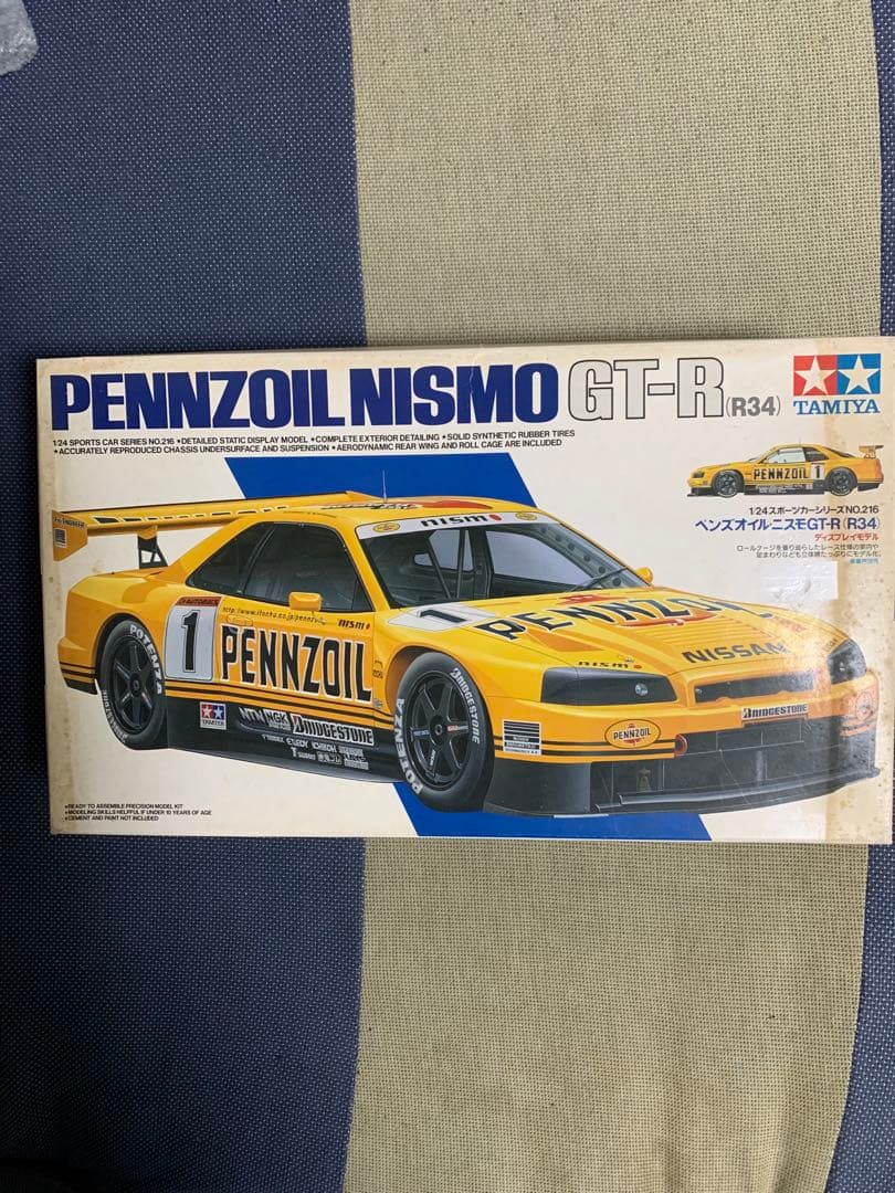 TAMIYA ペンズオイル NISMO GT-R R34 未組み立て箱に汚れあり