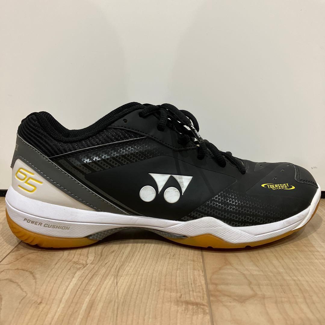 【美品】 YONEX パワークッション65Z バドミントンシューズ ブラック