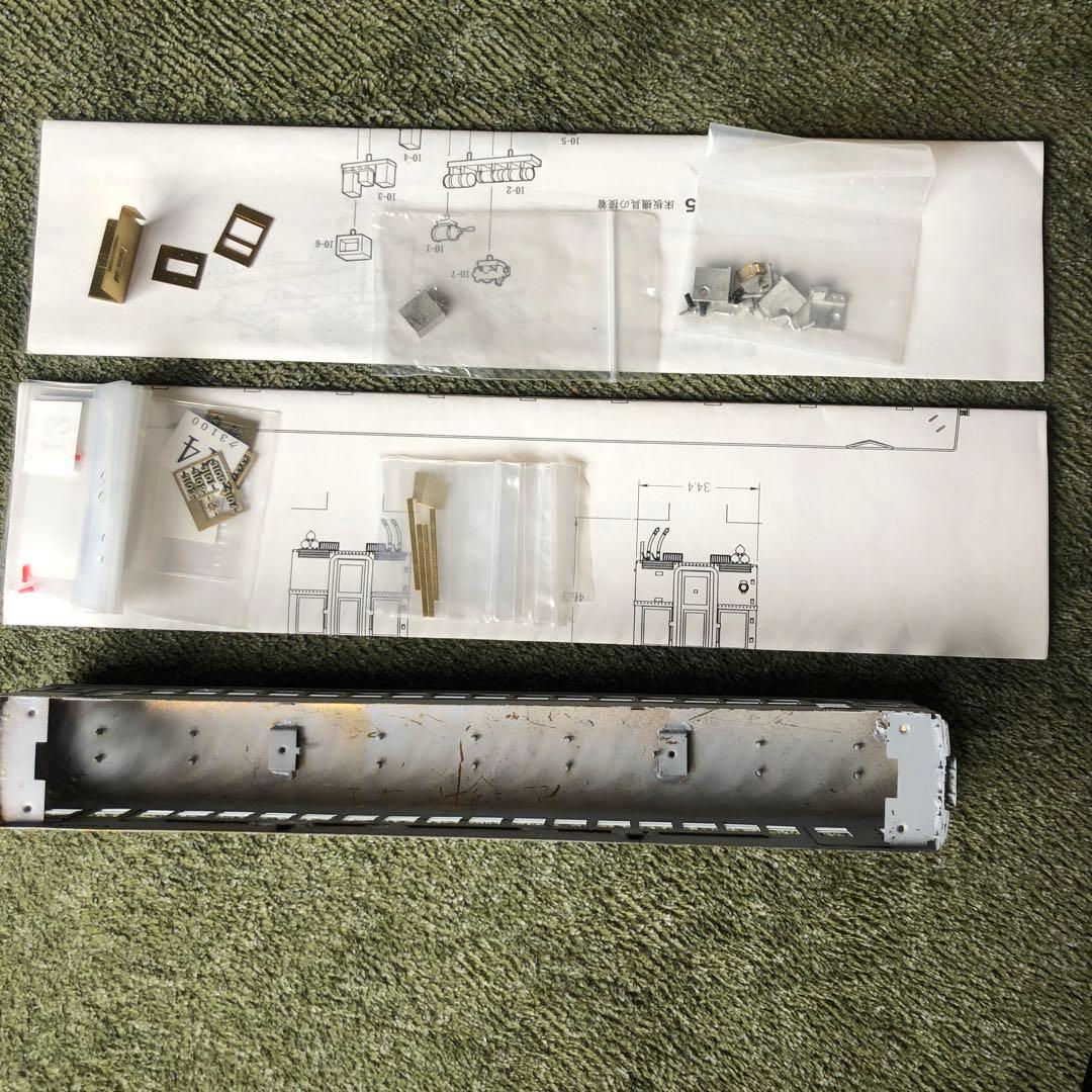 アダチ　参急ク3100形 電車バラキット、組立途中。