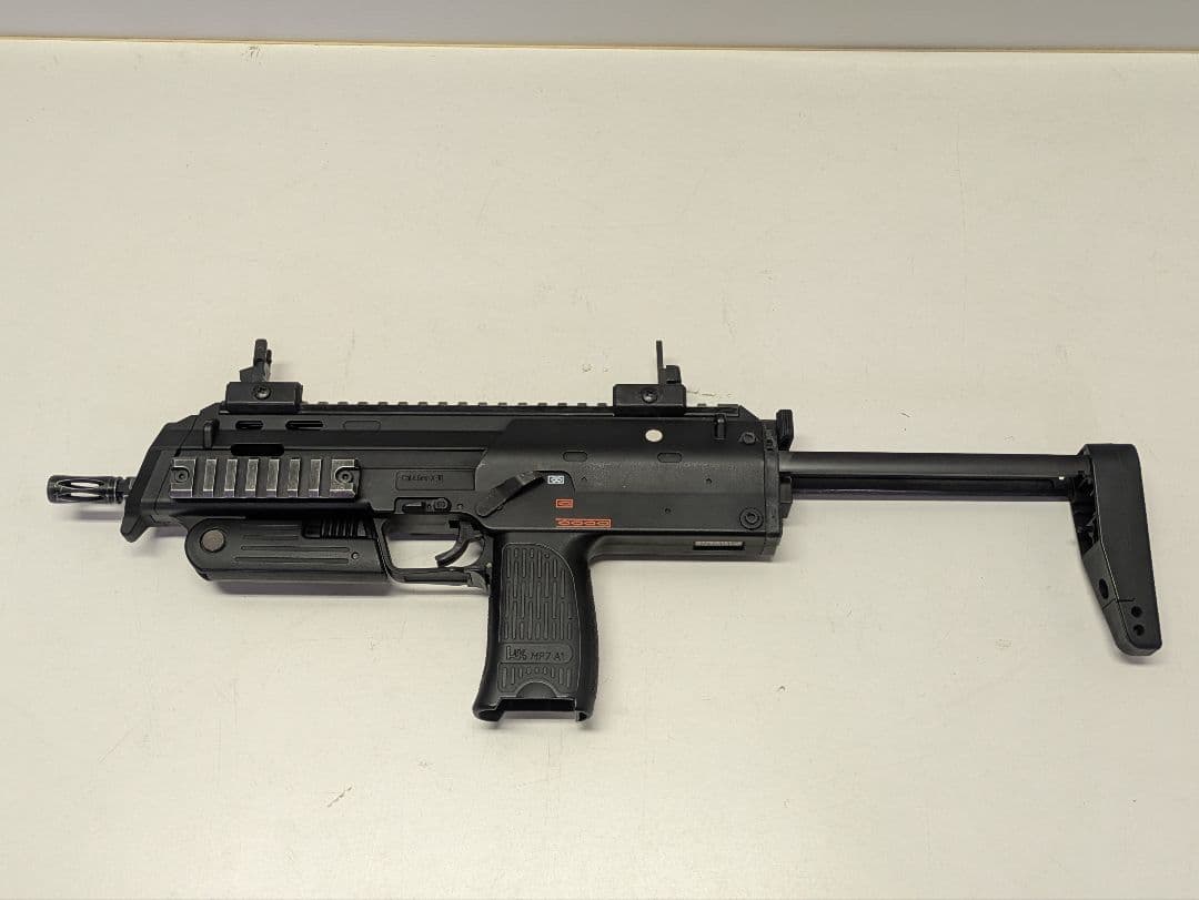 東京マルイ 電動コンパクトマシンガン MP7A1 中古