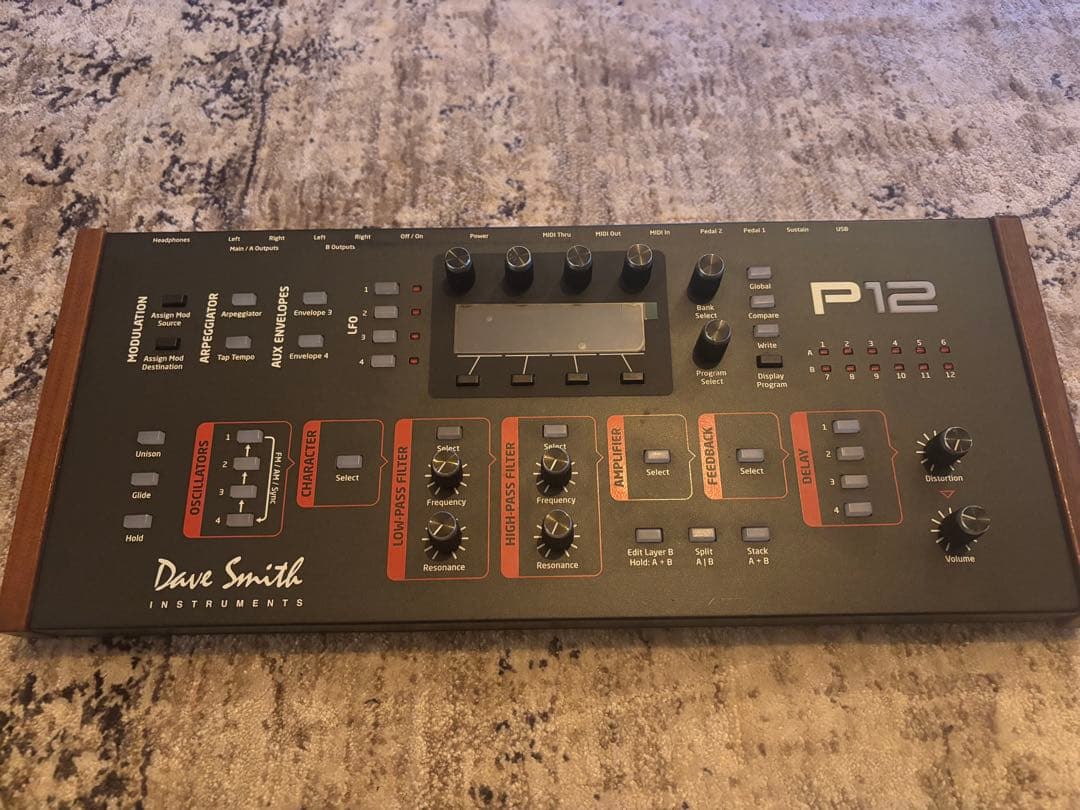 鍵盤楽器 Dave Smith Instruments Prophet 12 Module