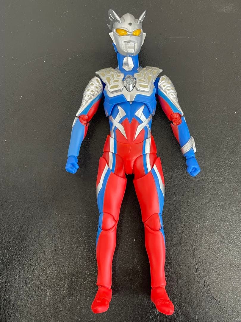 kntoy62-1011 S.H.Figuarts ウルトラマンゼロ　2種セット