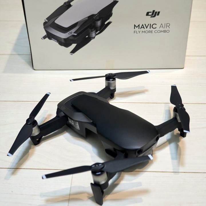 【値下げ可】DJI Mavic Air (Fly More Combo)