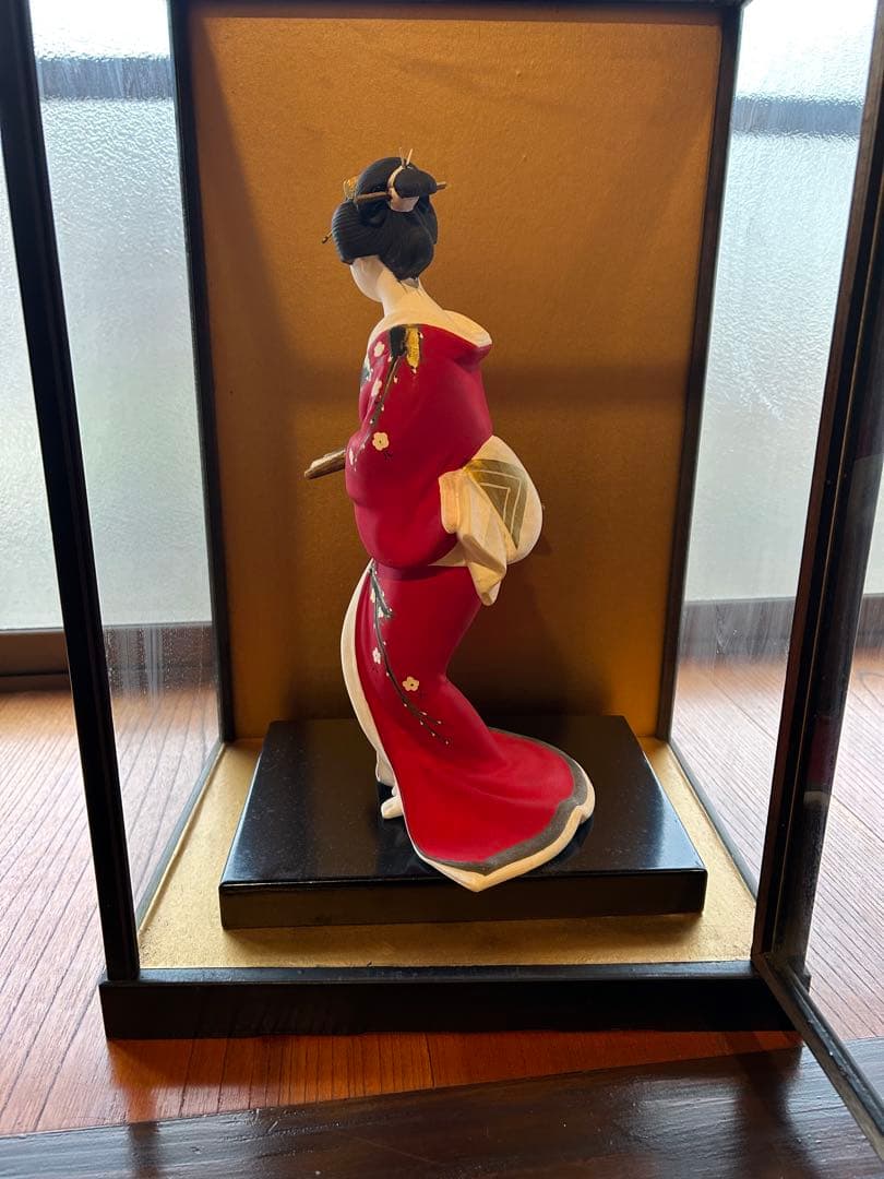 【骨董品‼️】赤い着物の女性 陶器人形 日本美人 舞妓 踊り子 古美術品 芸者芸妓