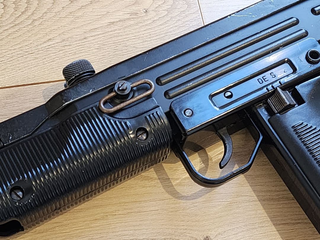 発火済み マルシン UZI サブマシンガンモデルガン 箱なし 現状品