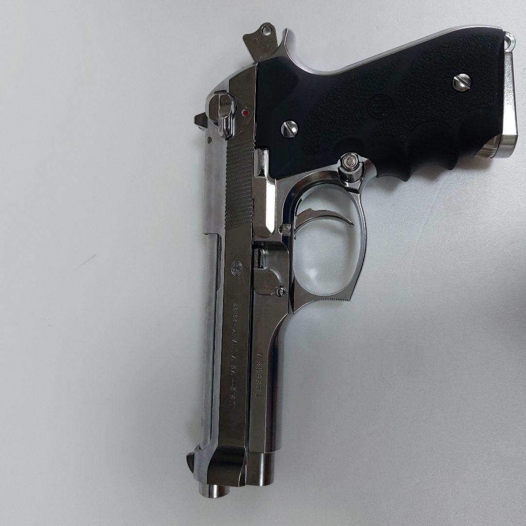 東京マルイ製 ベレッタ M92F ガスガン クローム ハンドガン