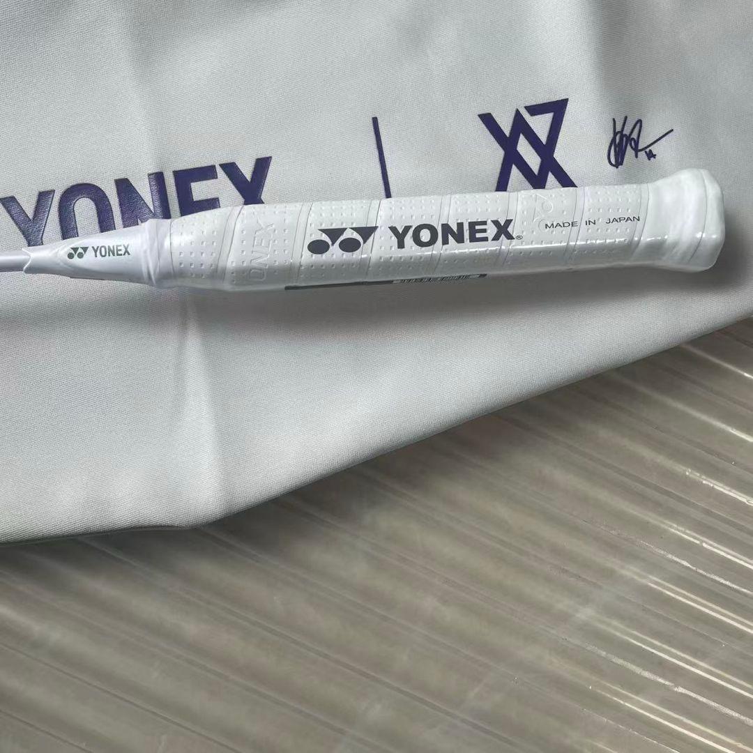 YONEX AX100ZZ VA 4U5 バドミントンラケット