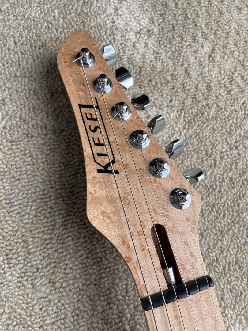Kiesel Lyra ストラト 24フレット SSH