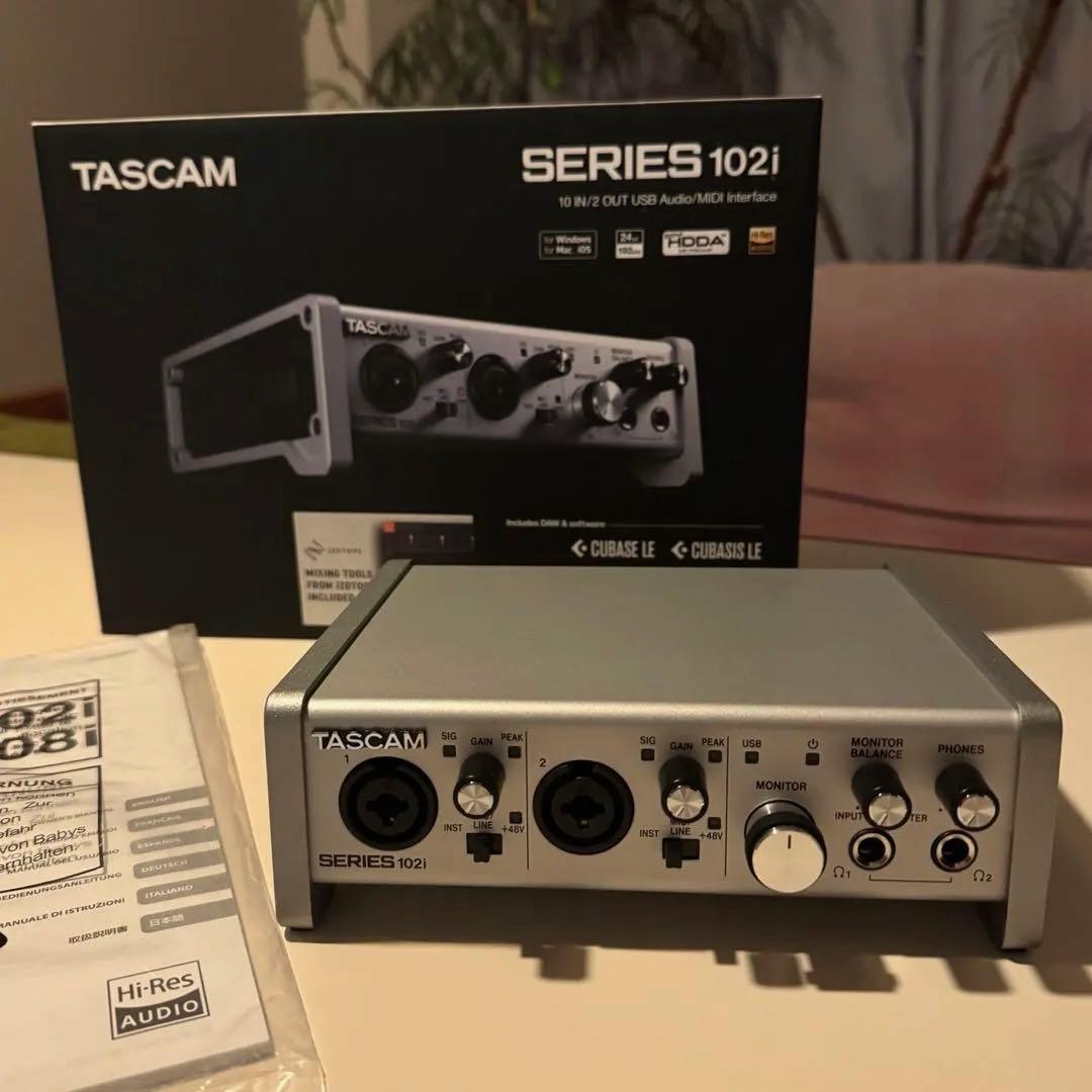 【新品】TASCAM SERIES 102i オーディオインターフェイス