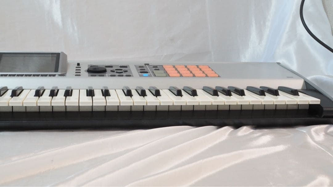 Roland Fantom X7 シンセサイザー 76鍵