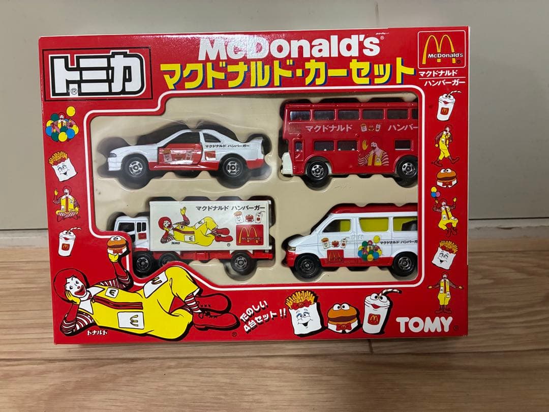 激レア‼︎トミカ マクドナルド カーセット 4台