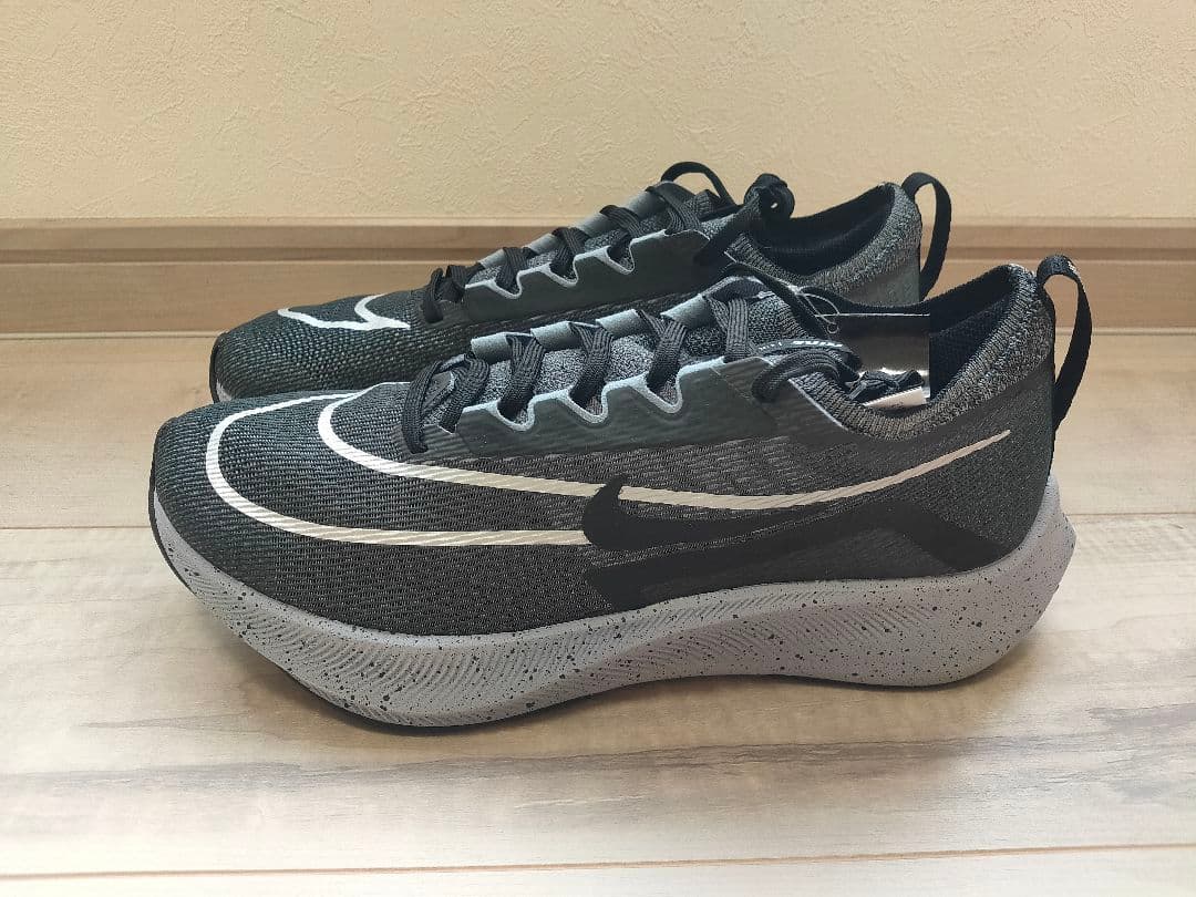 27.5cm 新品 NIKE ZOOM FLY 4 ナイキ ズームフライ