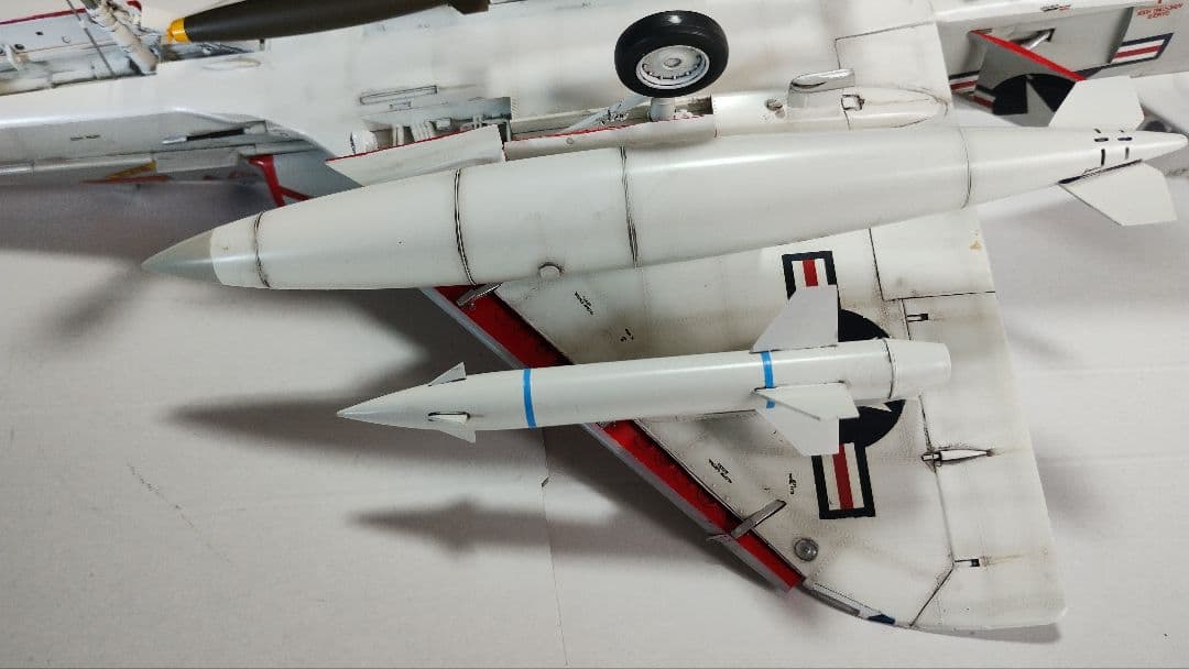プラモデル完成機　1/32　A-4E/Fスカイホーク