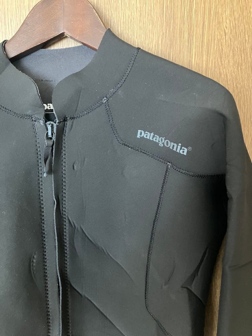 メンズ　patagonia ブラック ウェットスーツ Yulex タッパー　ＸＬ