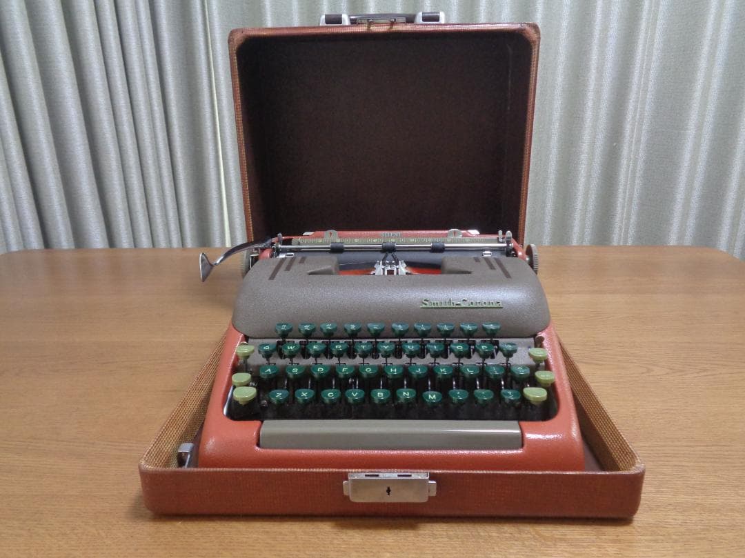完動品　Smith-Corona SILENT コロナタイプライター 1952年