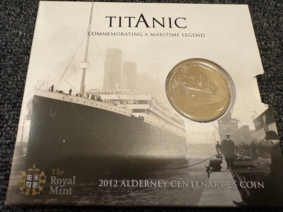 2012年 オルダニー「RMS Titanic 100周年記念 5ポンド」