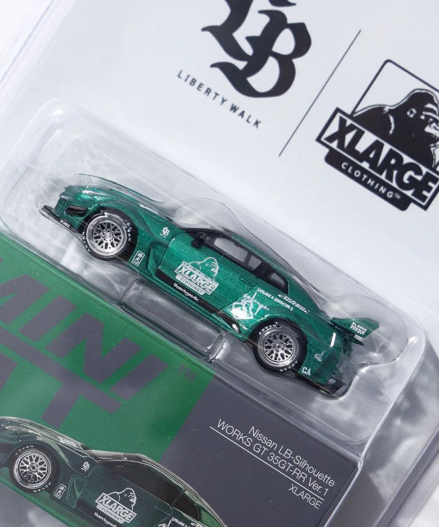 MINIGT LBWK × XLARGE GT NISSAN 35GT 白