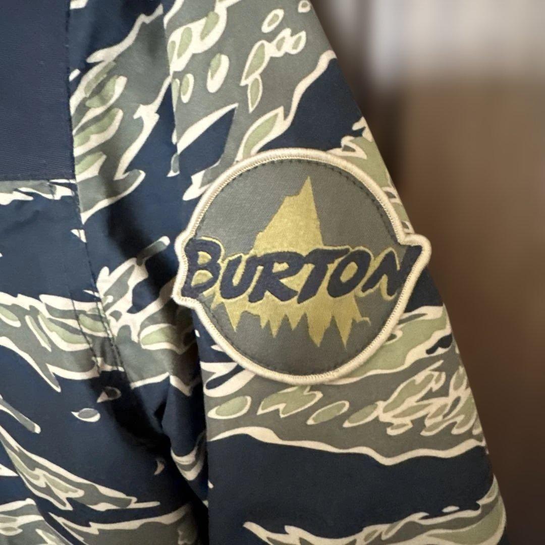Burton 迷彩柄 フード付きスノーボードウェアMサイズ