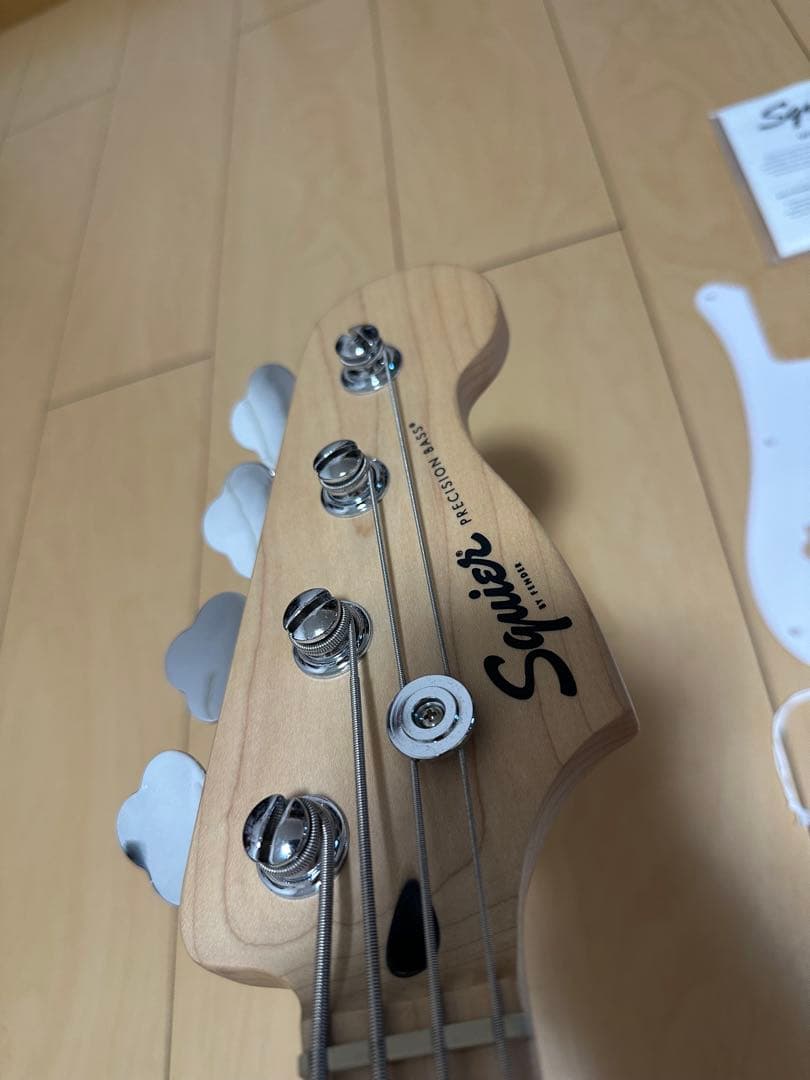 Squier ベース　P-Bass 青色 スクワイアーベース