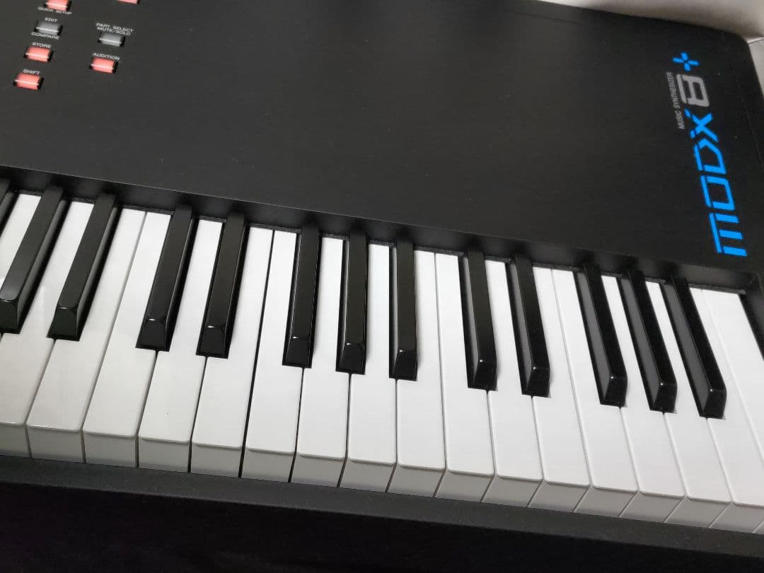 YAMAHA　シンセサイザー　modx8+　フットペダルfc4a付き