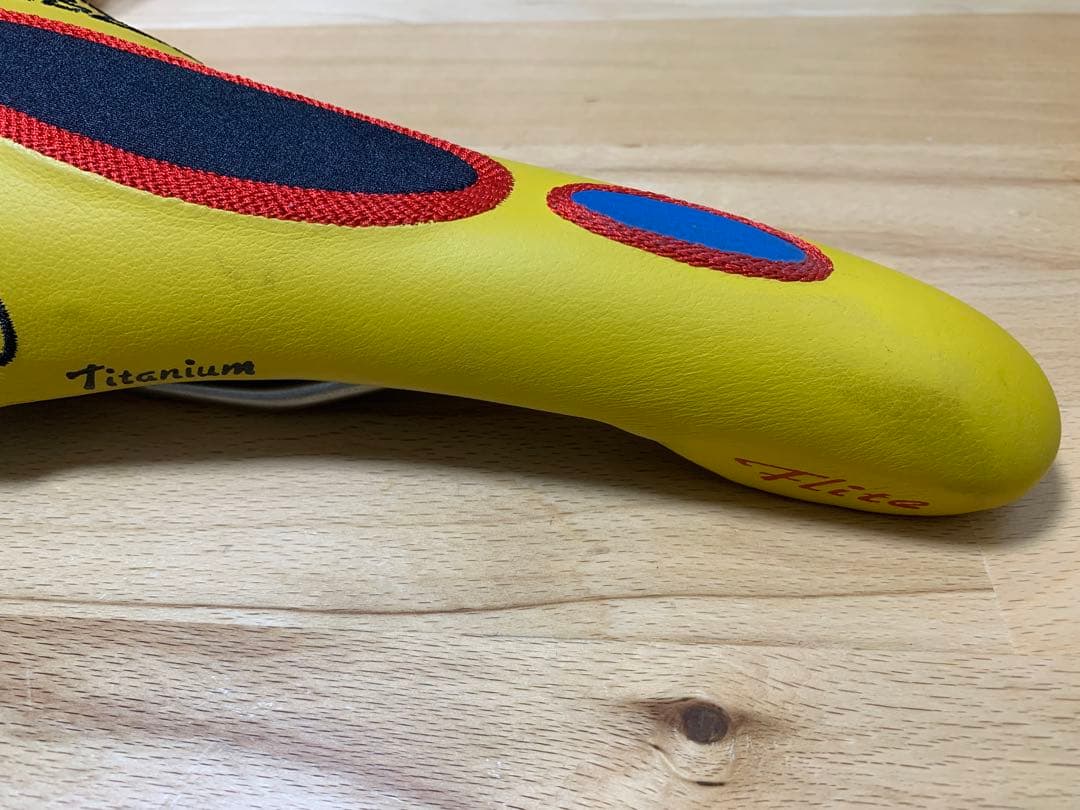 Selle Italia Flite サドル イエロー/ブラック