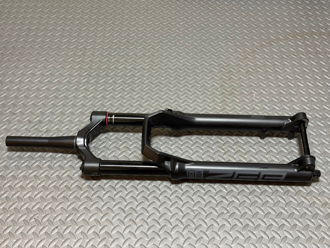 ROCKSHOX ZEB Select 29インチ 170mm