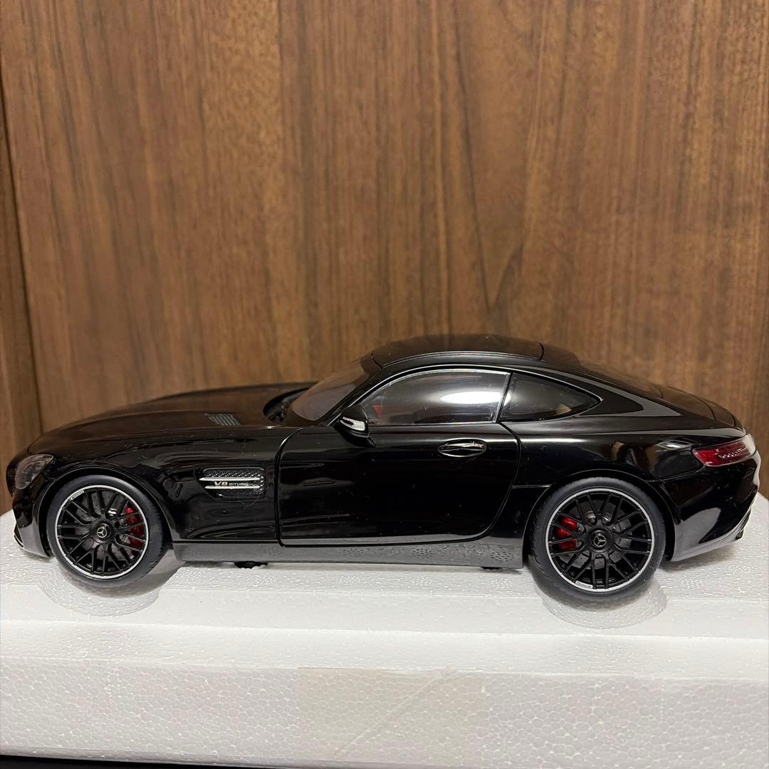 AUTOart MERCEDES-AMG GT S ブラック