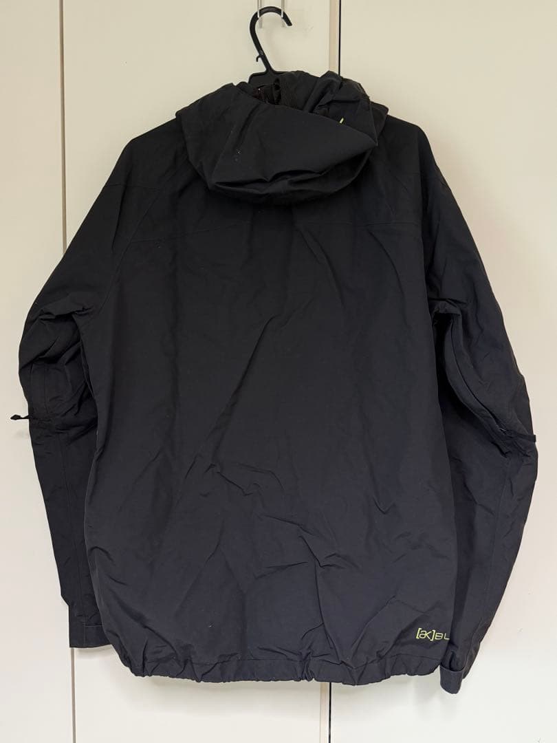 Burton akサイクリック GORE-TEX ジャケットS