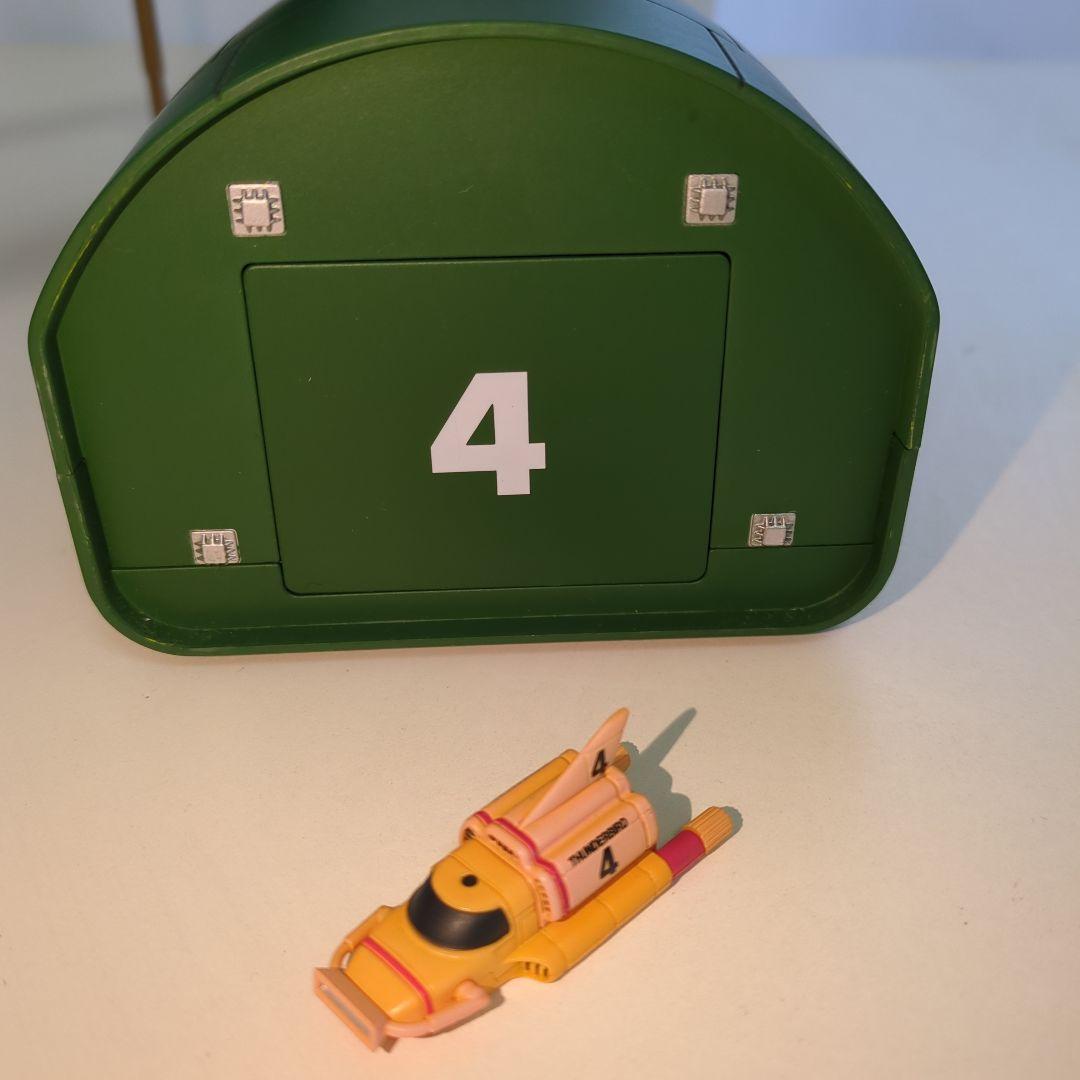 新世紀合金サンダーバード2号と4号のセット