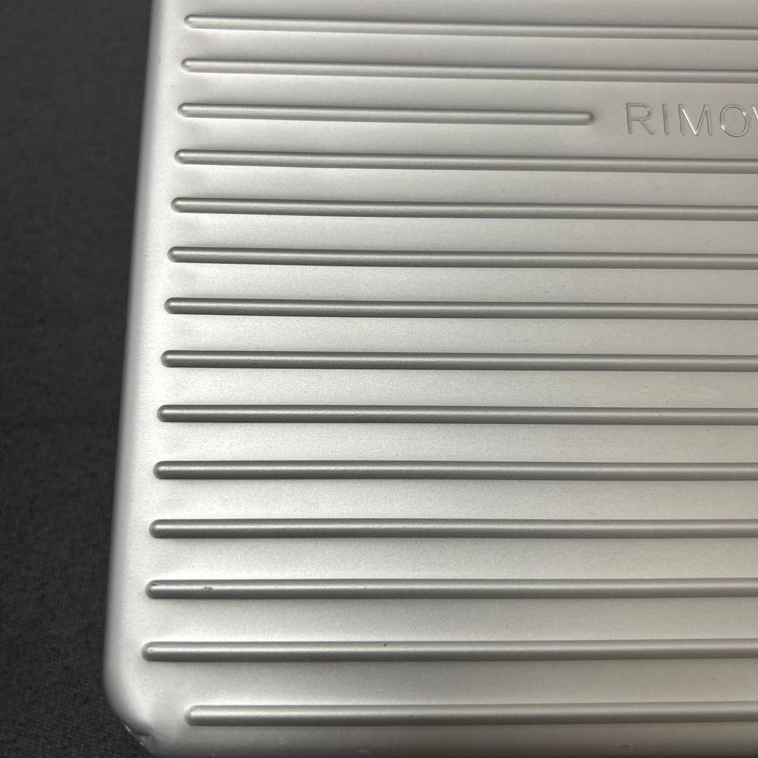 RIMOWA リモワ　バンアンドオルフセン　ヘッドホン　bang&olufsen