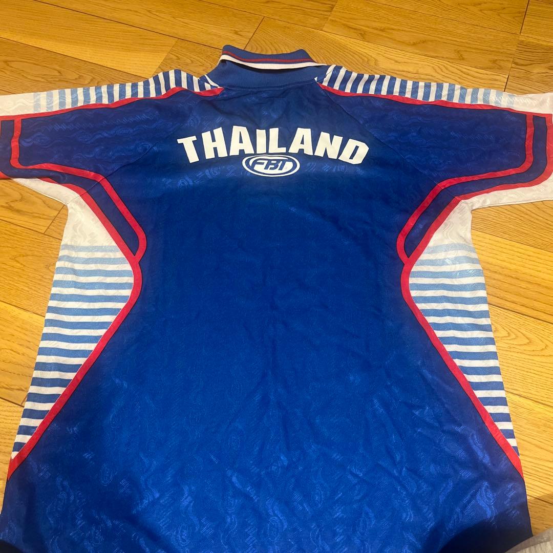 レア　THAILAND サッカーシャツ FBT製