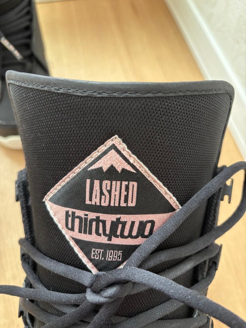 thirtytwo lashed スノーボードブーツ ブラック