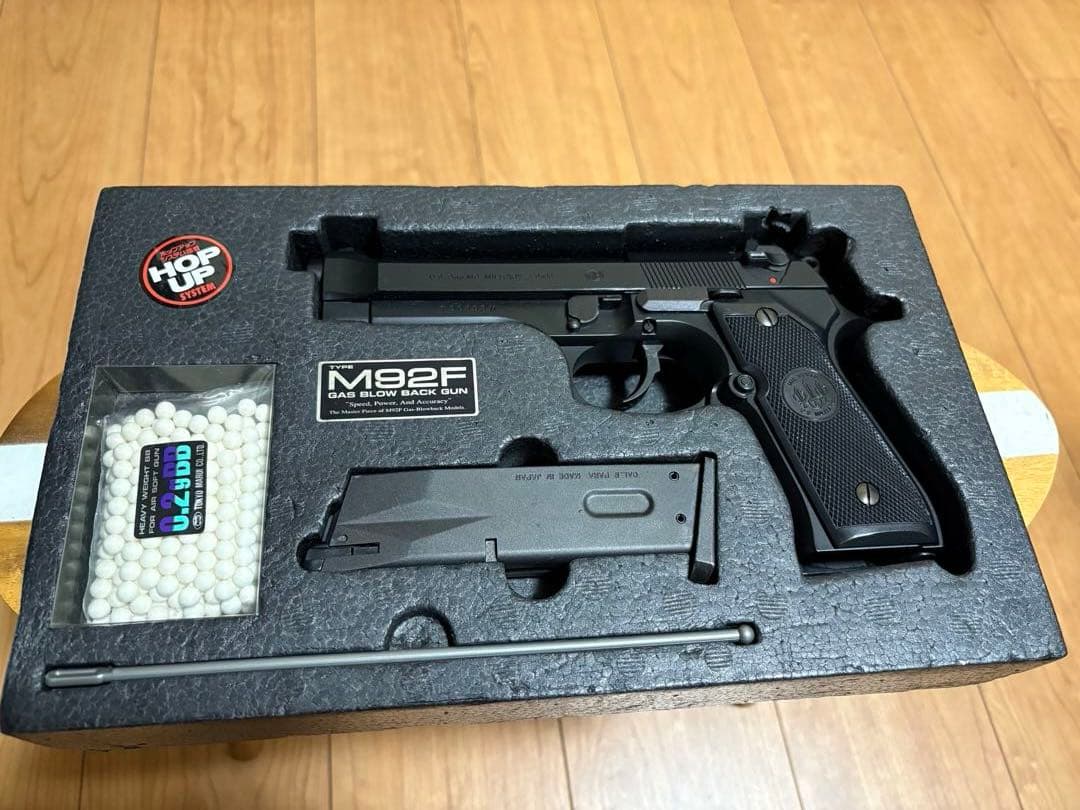 M92F モデルガン BB弾・ガス付き