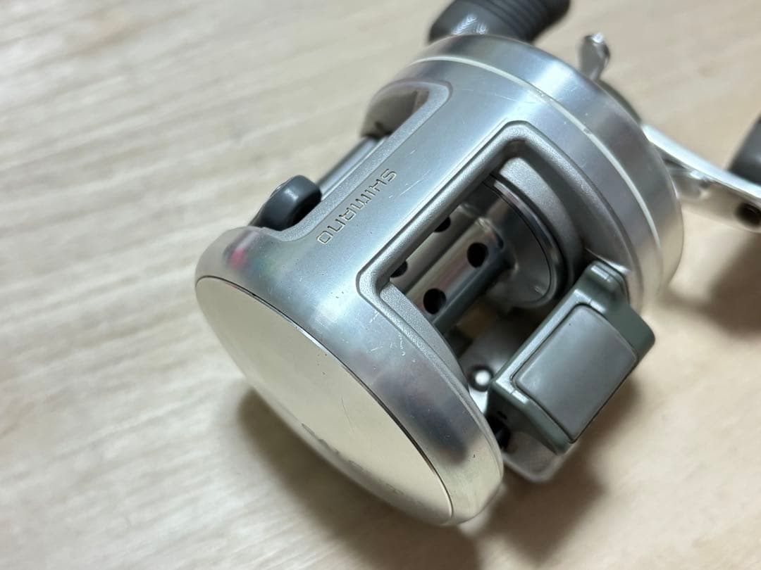 シマノSHIMANO 92カルカッタ100 超美品