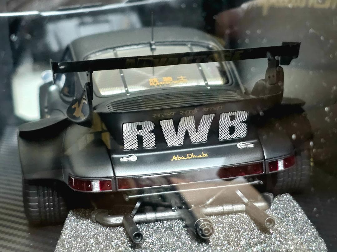 IGNITION RWB 1:18 STELLA 限定