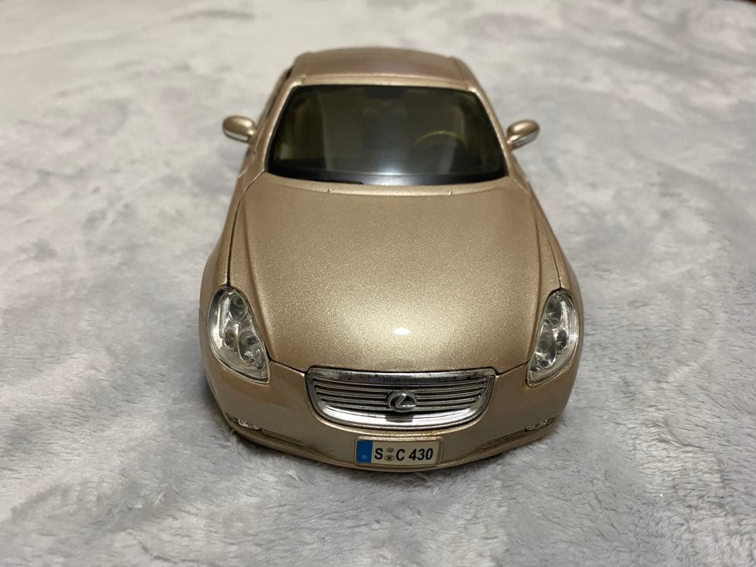 ミニカー Maisto LEXUS SC430 1/18