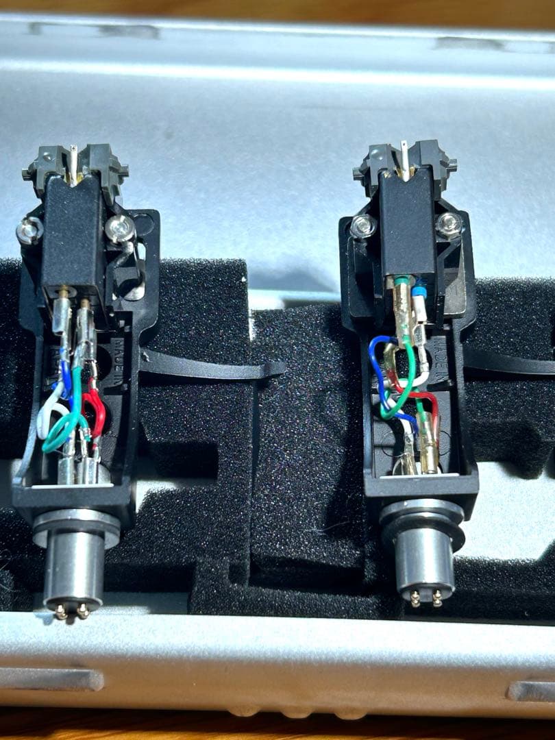 シュアーM44Gレコードカートリッジ二本セット、アルミケース、テクニクスシェル