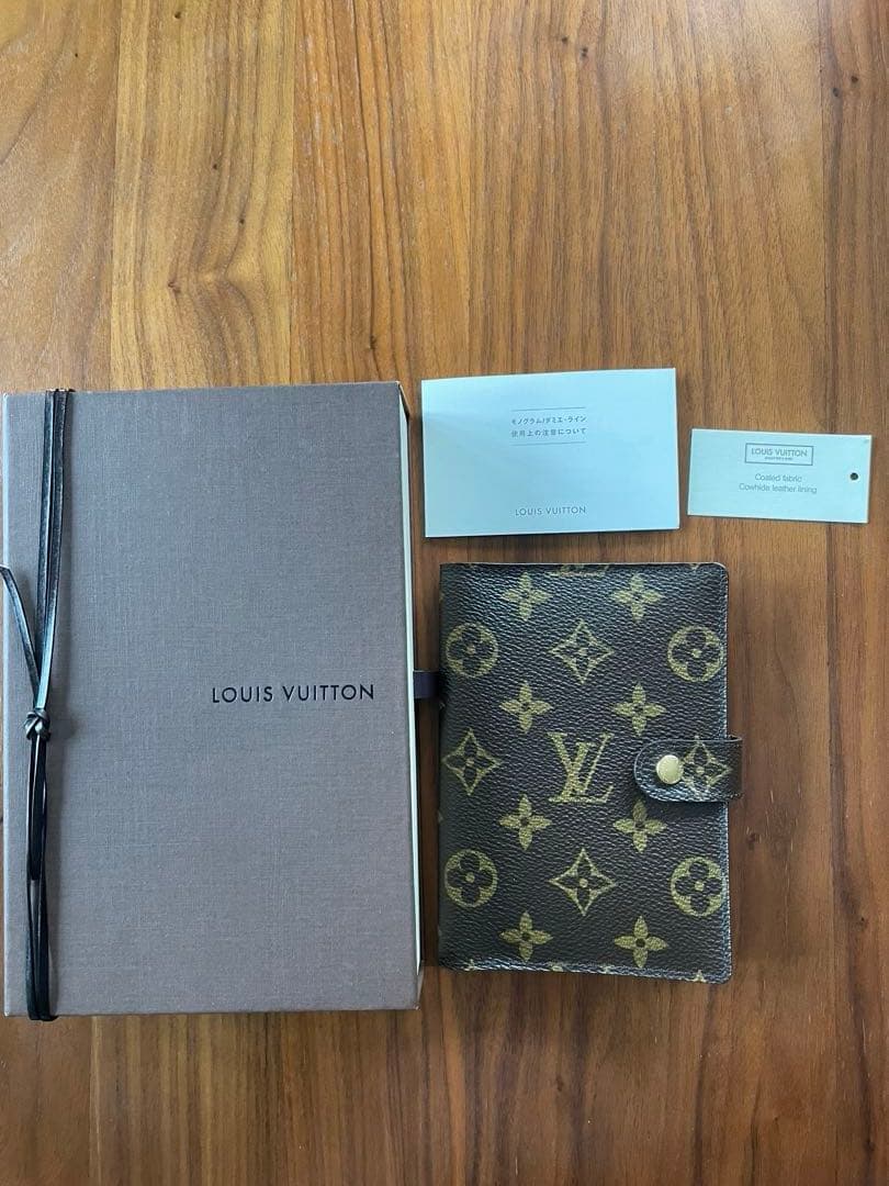 Louis Vuitton モノグラム　システム手帳